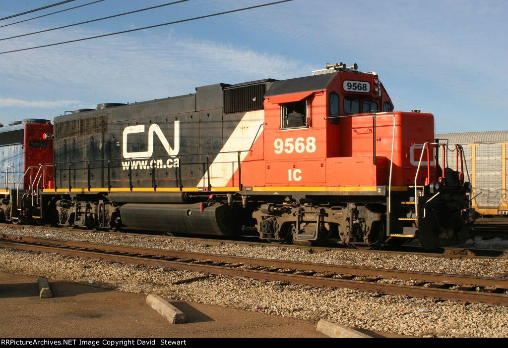 CN (ic) GP38-2 9568